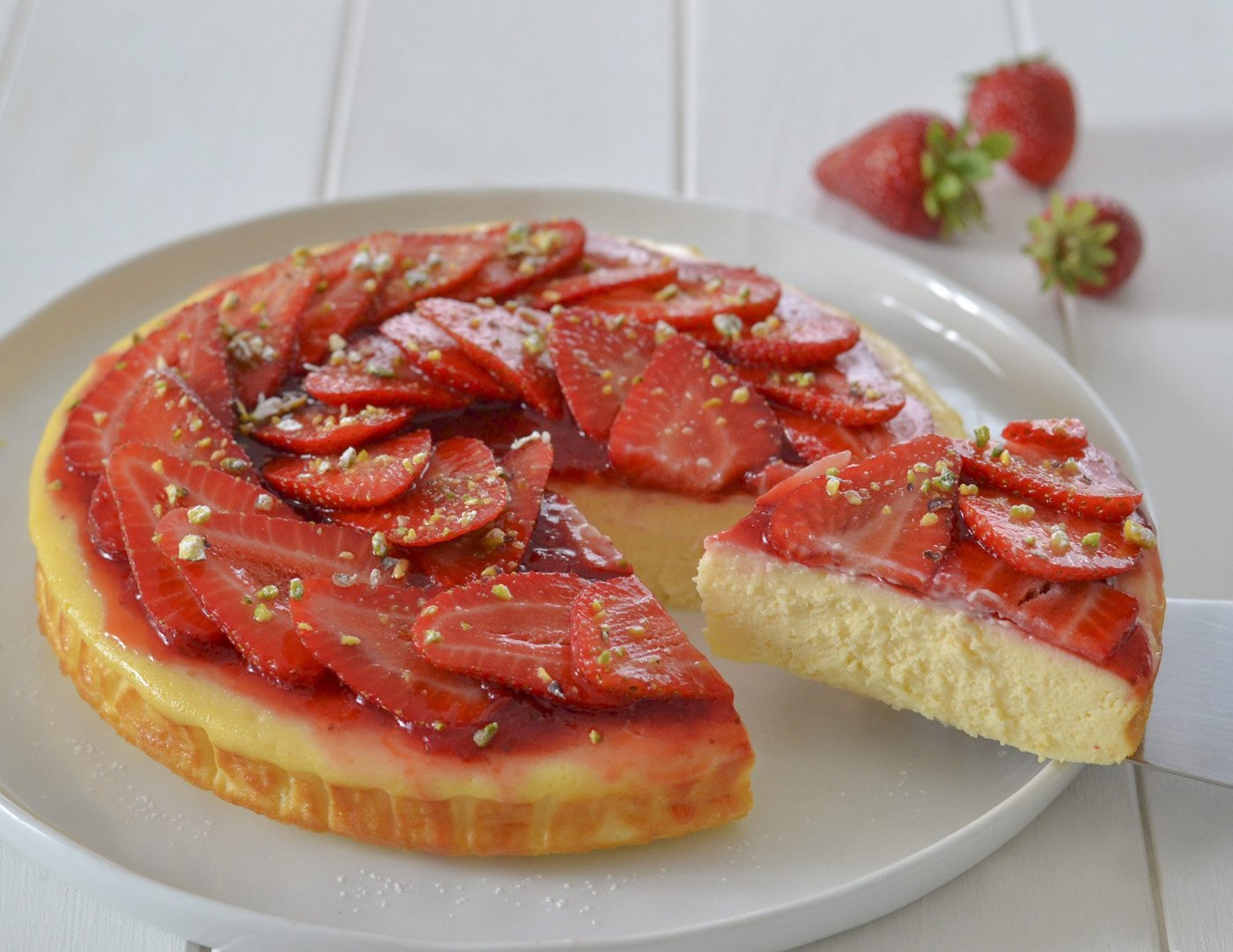 Cheesecake alle fragole al profumo di limone - Ricetta
